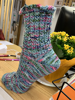 Ravelry: Sheepygal's Mock Cable Sock pattern by Mary Speedy