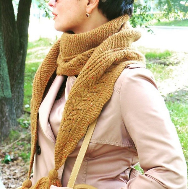 Ravelry: Maria Scarflette pattern by Anna Sheffer