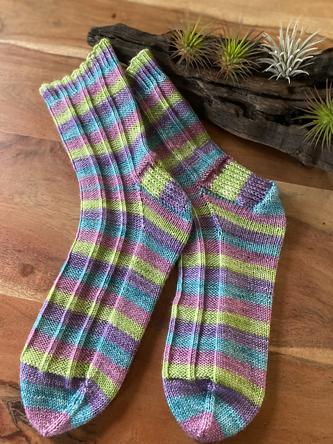 Ravelry: Radical Rib pattern by Sheryl Slusarenko
