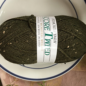 Ravelry: Plymouth Yarn Encore Tweed