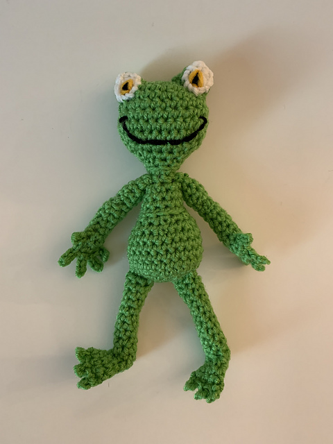 Ravelry: Amigurumi Tony the Frog pattern by Jenn Mulherin