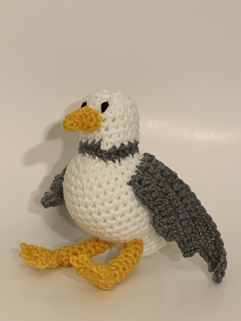 Ravelry: Sandra the Seagull pattern by Jenn Mulherin