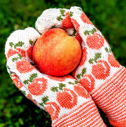 Ravelry: Just Peachy pattern by Rebecca Tsai