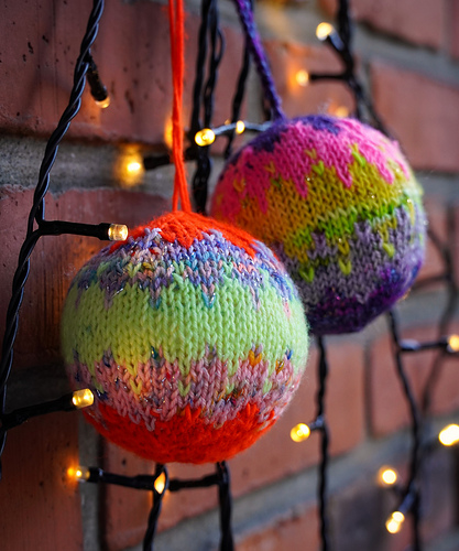 Ravelry: The Fab Ball pattern by shinysuperhero