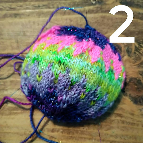 Ravelry: The Fab Ball pattern by shinysuperhero
