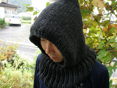 Ravelry: B "HOODED NECK WARMER" pattern by michiyo