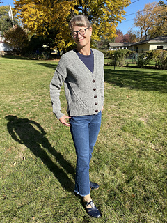 Ravelry: shirleydsmith's Drop shoulder Truss worsted cardigan