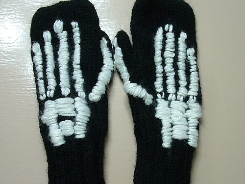 Ravelry: Skeleton Mittens pattern by Bernat Design Studio