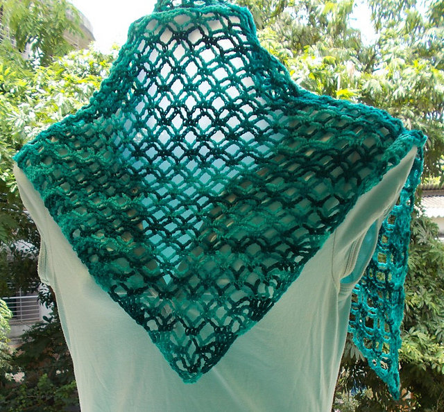 Ravelry: Patang Wrap pattern by Shyama Nivas