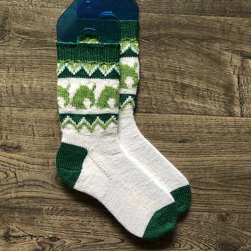Ravelry: ACNH Nook Inc Socks pattern by Seraphym Fibres