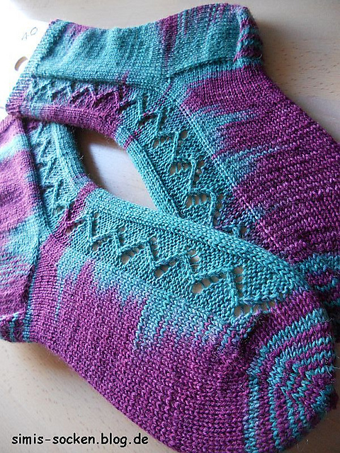 Ravelry: Lochmuster im ZickZack pattern by Simi76