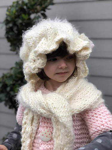 Ravelry: Milk maid hat and scarf pattern by simona dan