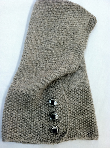 Ravelry: Hoodie Hat pattern by Elahe Hejazi