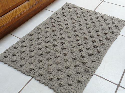 Ravelry: Bumpy Bath Mat pattern by Kathy Olivarez