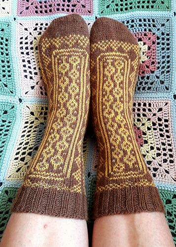 Ravelry: Framed in Lace pattern by Lorraine Rayson