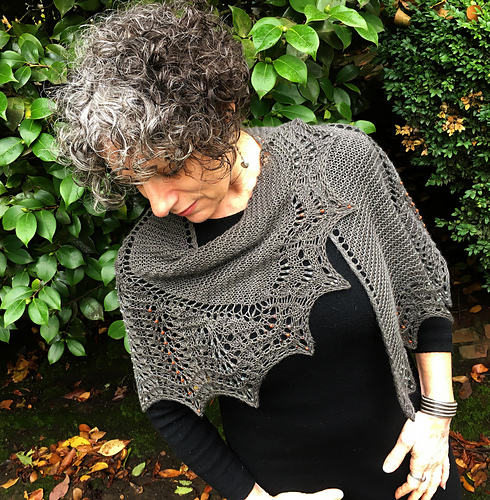 Ravelry: Arcuato pattern by Sivia Harding