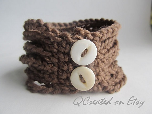 Ravelry: Crochet Bangle Bracelet pattern by Susan Landis