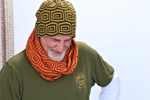 Ravelry: Jasper Hat and Cowl pattern by John Crane
