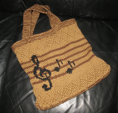 Ravelry: Music Tote pattern by Nadya Stallings