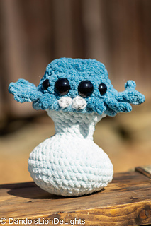Ravelry: Maurice the Spider Shroom pattern by Shawna Dandois