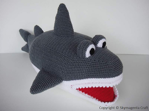 Ravelry: SHARK pattern by Sky Magenta