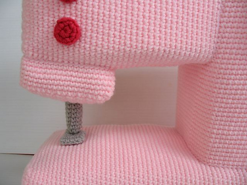 Ravelry: SEWING MACHINE pattern by Sky Magenta