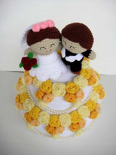 Ravelry: WEDDING CAKE pattern by Sky Magenta