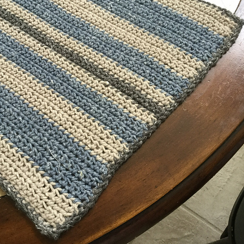 Ravelry: Farmhouse Table Runner pattern by Shelly Diaz