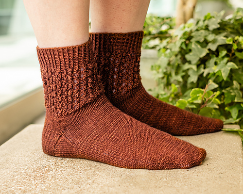 Ravelry: Seed Pod Socks pattern by Gabz and Cae Koizumi
