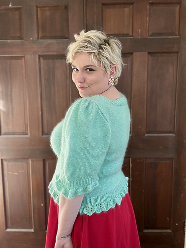 Ravelry: Sugarplum Crop pattern by Jamie Hoffman