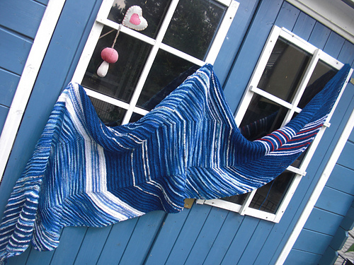 Ravelry: Zee! Wrap pattern by SweaterFreak