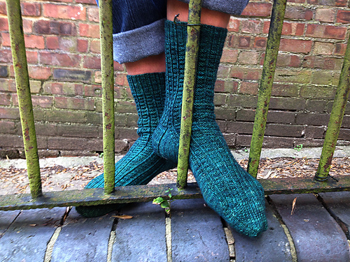 Ravelry: Guilt Socks pattern by Nathan Taylor