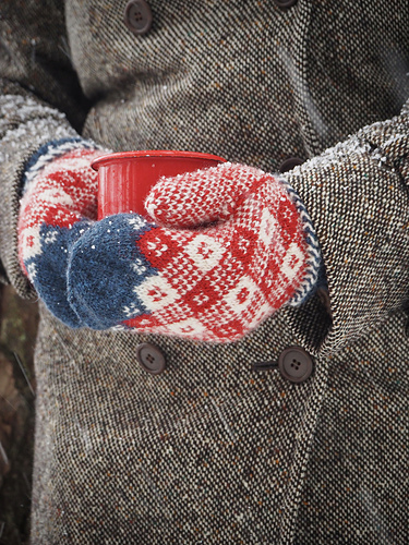 Ravelry: Faith Hope and Love Mittens pattern by Sofia Capelle