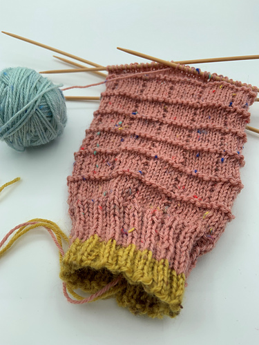 Ravelry: 3 stitches socks booklet #2 pattern by Pien Roggeveen