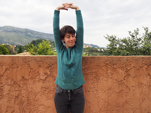 Ravelry: Jusant Pullover pattern by Sol Le Roux