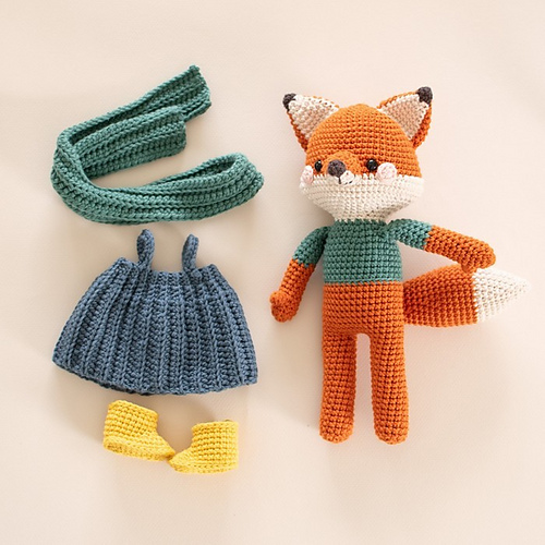 Ravelry: Rita Fox pattern by Pica Pau