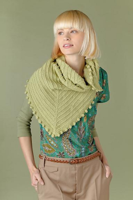 Ravelry: Triangular scarf pattern by Sarah Hatton