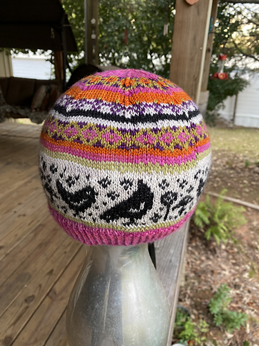 Ravelry: Solstice Glow hat pattern by bunnymuff - Mona Zillah