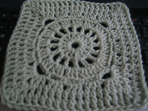 Ravelry: Wagon Wheel Square pattern by The Crochet Collection