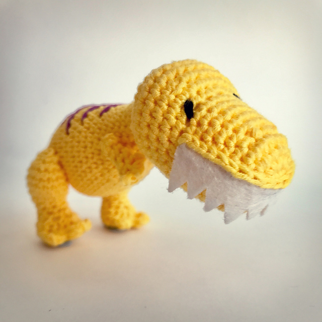 Ravelry: T-rex pattern by Zsófia Muraközi