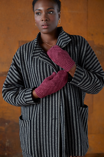 Ravelry: Vanishing Point pattern by Georgia Farrell