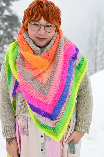 Ravelry: Good Things Shawl pattern by Susanne Sommer