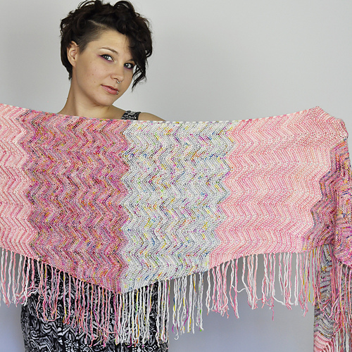 Ravelry: Chevron Fringe Shawl pattern by Susanne Sommer