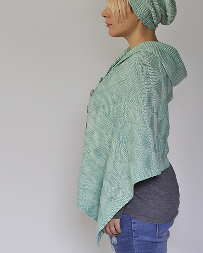 Ravelry: Triangle Texture Poncho pattern by Susanne Sommer