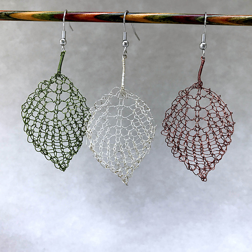 Ravelry: Wire Leaf Earrings pattern by Susanne Sommer
