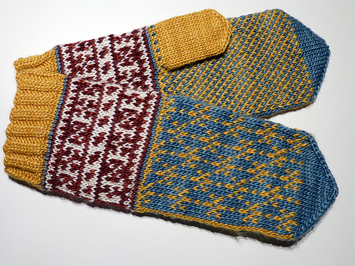 Ravelry: Sparkle Mittens pattern by SpillyJane