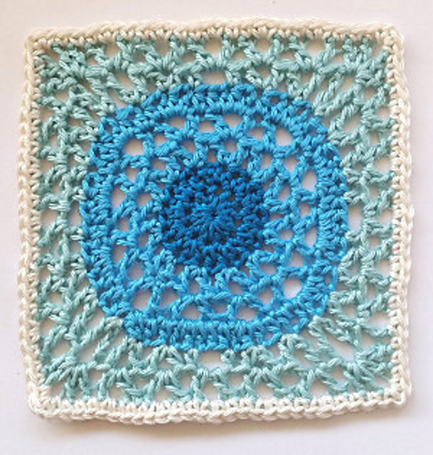 Ravelry: Centriole pattern by Shelley Husband