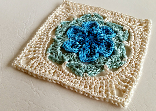 Ravelry: Bunga pattern by Shelley Husband