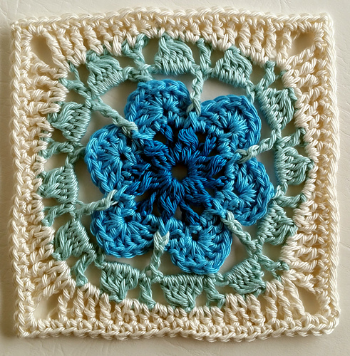 Ravelry: Zahra pattern by Shelley Husband