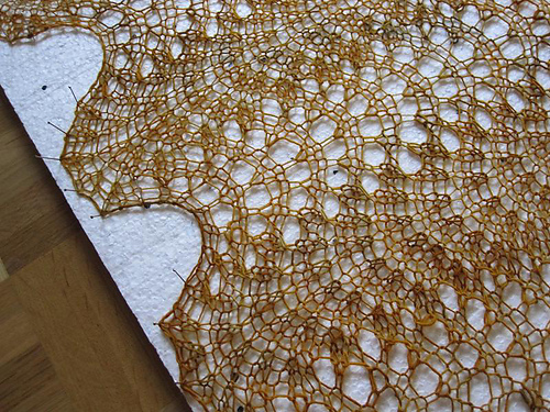 Ravelry: Palm Fronds pattern by Mariana Martins